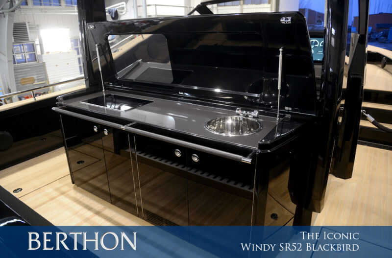 The Iconic Windy SR52 Blackbird - Berthon Spain